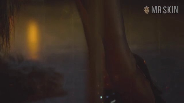 Sarah Lind Nude Naked Pics And Sex Scenes At Mr Skin